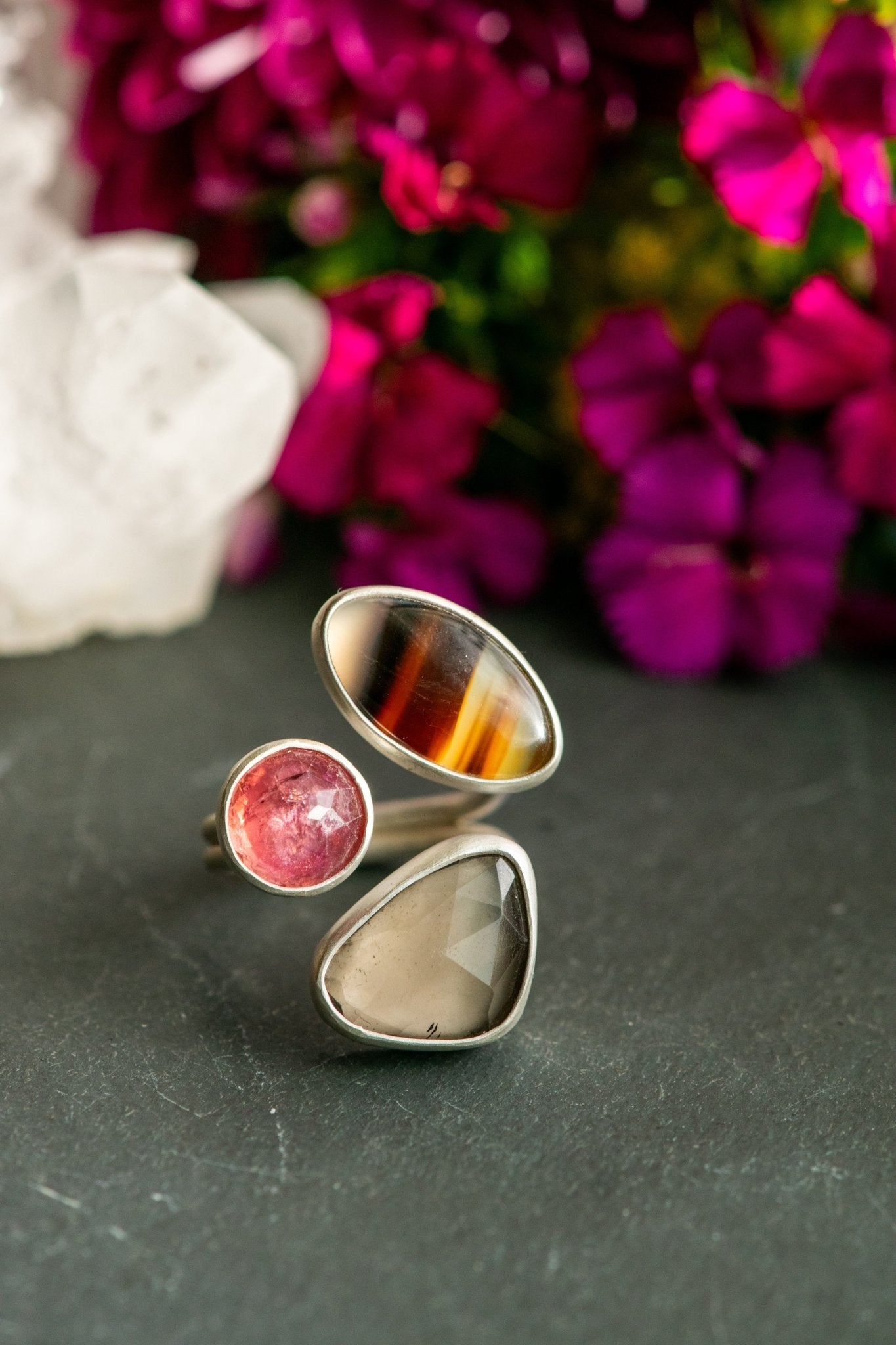 DUSKY SPELLCASTER – Fly Free